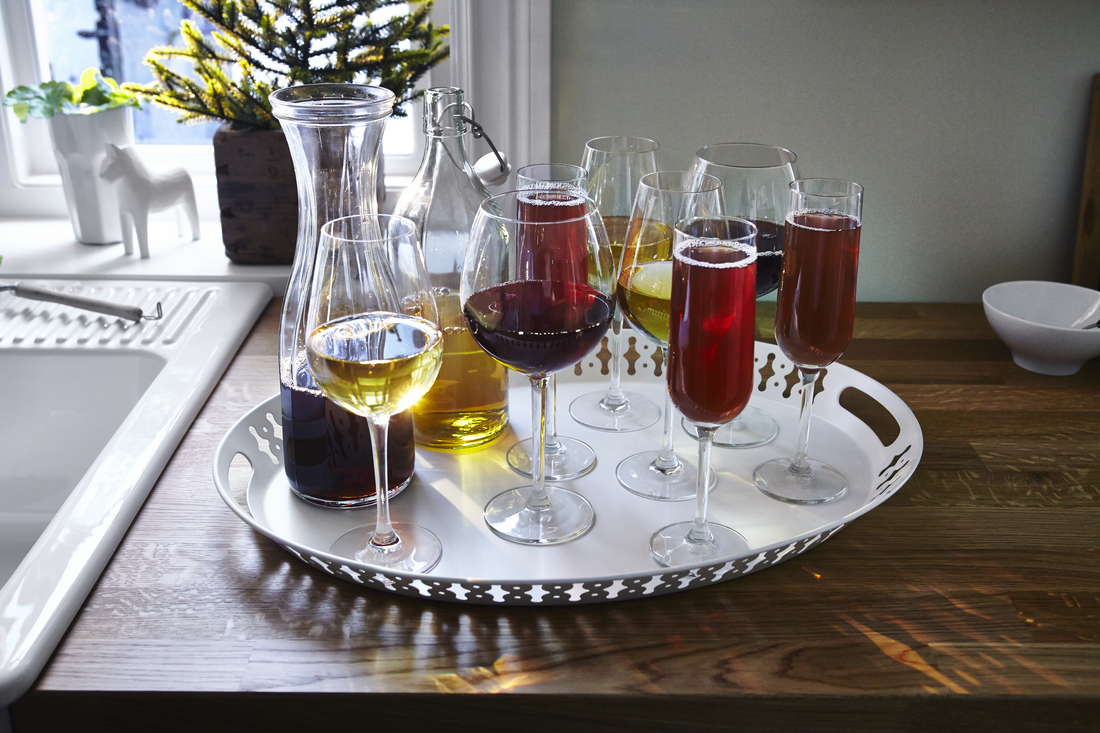 Foto-3-baki-putih-ROMANTISK - Stylish One